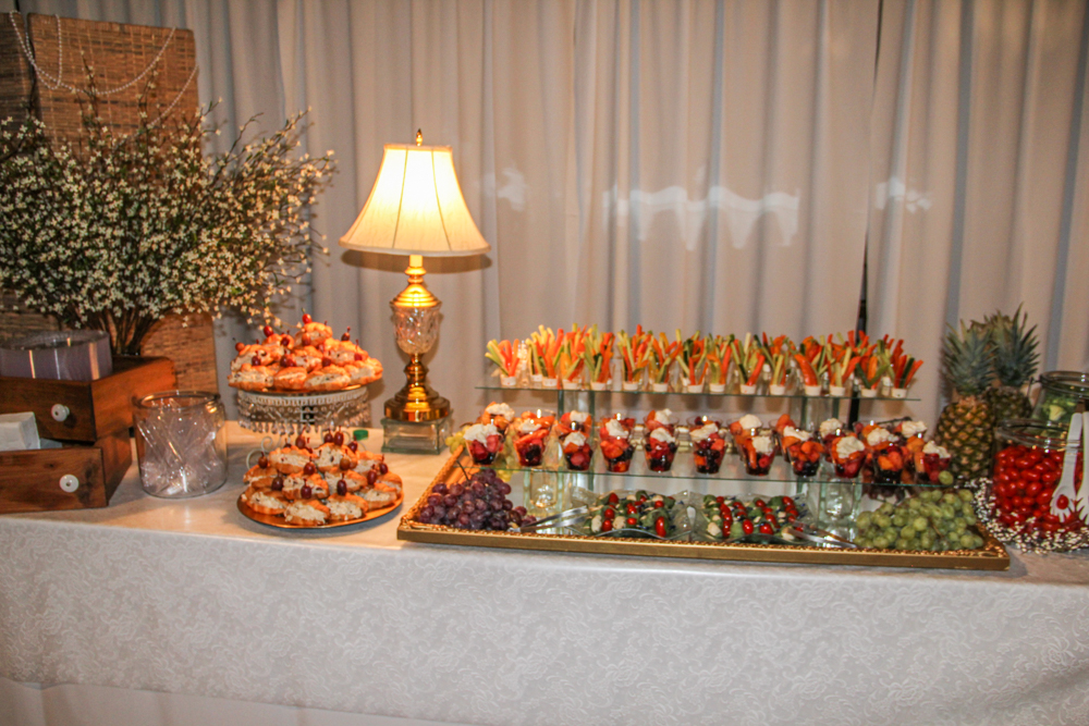 Wedding Food Ideas Your Guests Will Love - Frosted-Saddle